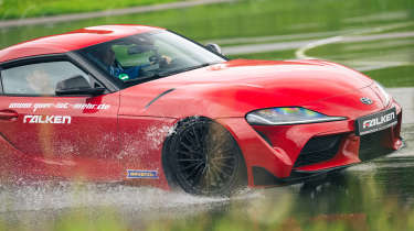 Falken Azenis RS820 – pictures | evo